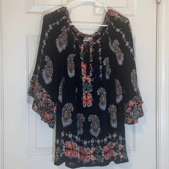 Bila | Tops | Bila Womens Split Neck Blouse Size Xl Bust 48 Length 25 ...